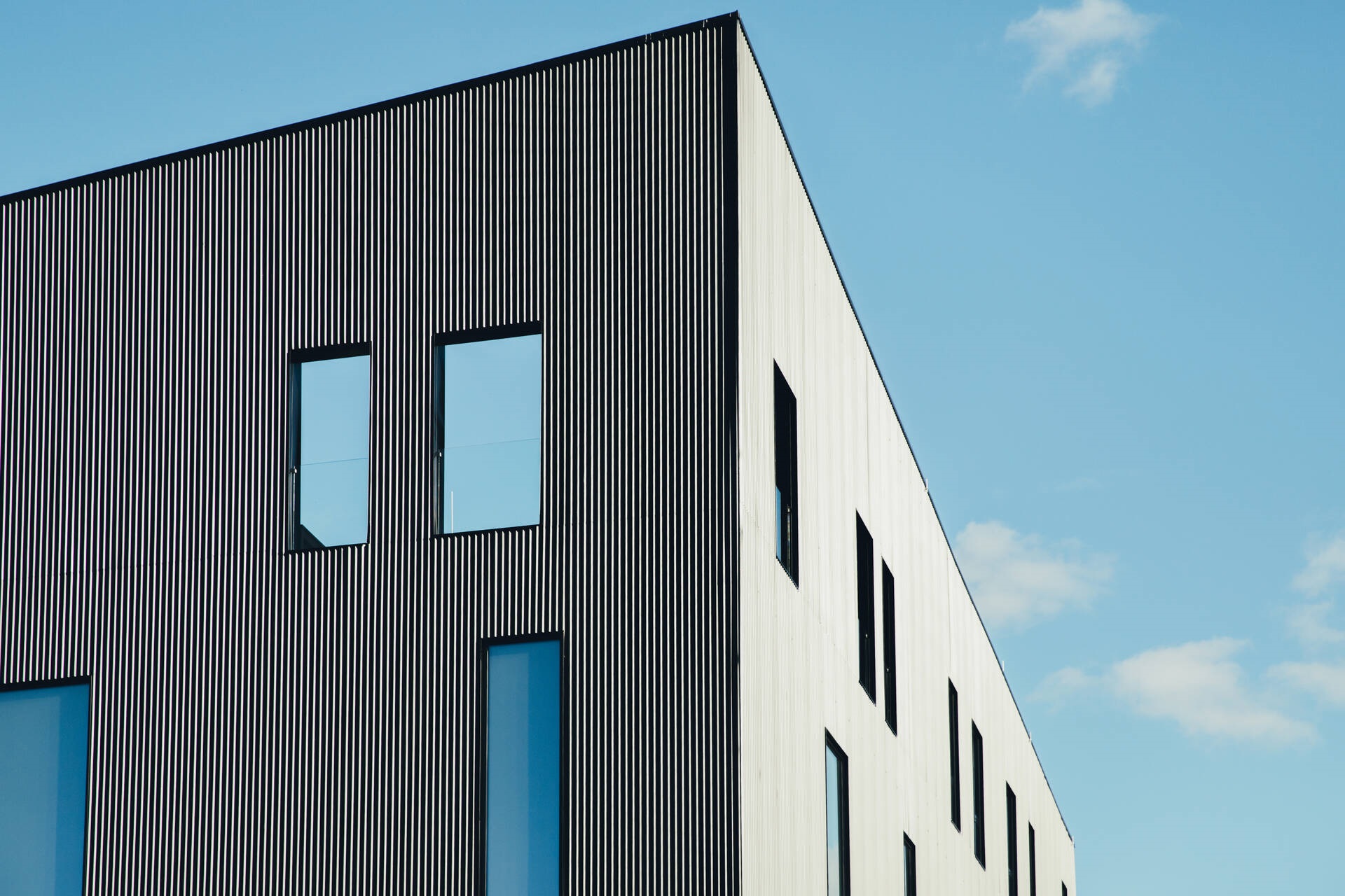 Decora - ehitusmaterjalide kauplus Tartus