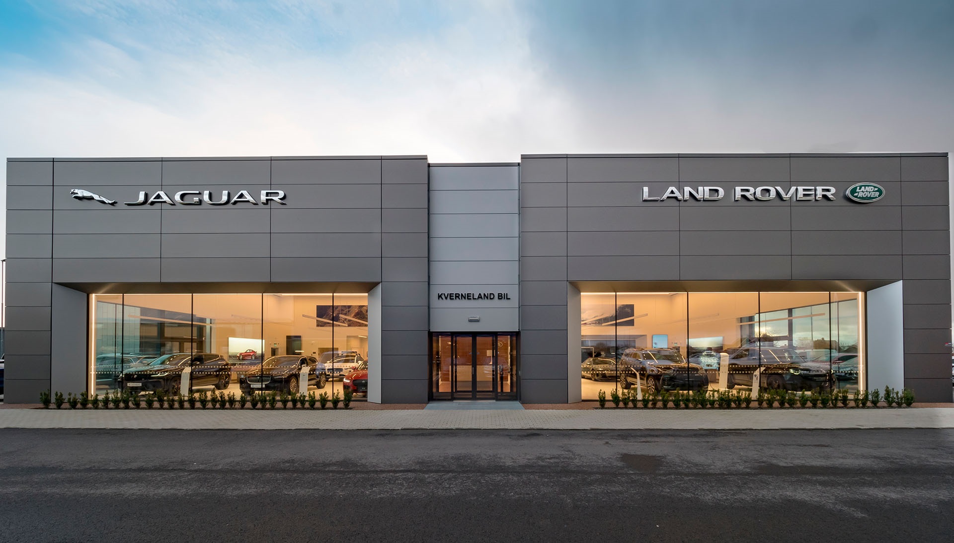 Salon Jaguar i Land Rover, Norwegia