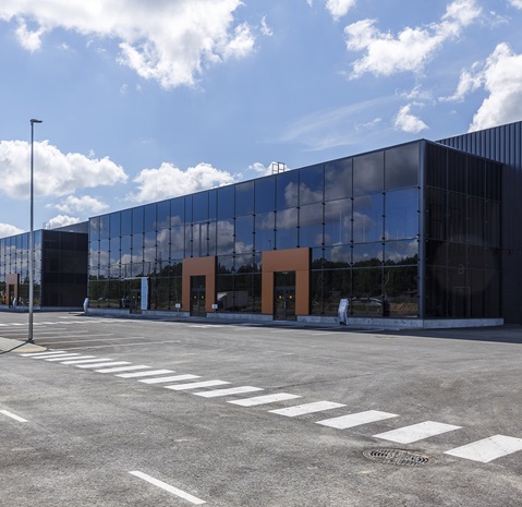 Multifunkcinis pastatas Kaune, Isladijos pl.