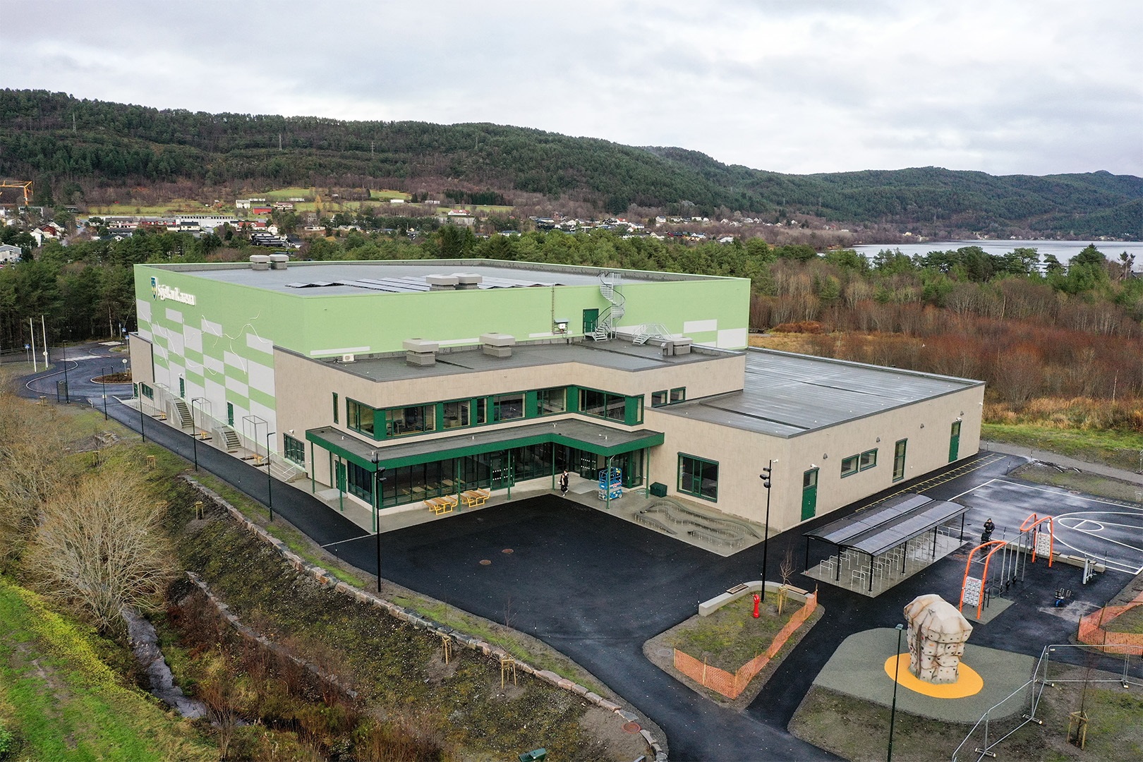 Spjelkavik Arena: modern sports facility featuring Ruukki sandwich ...