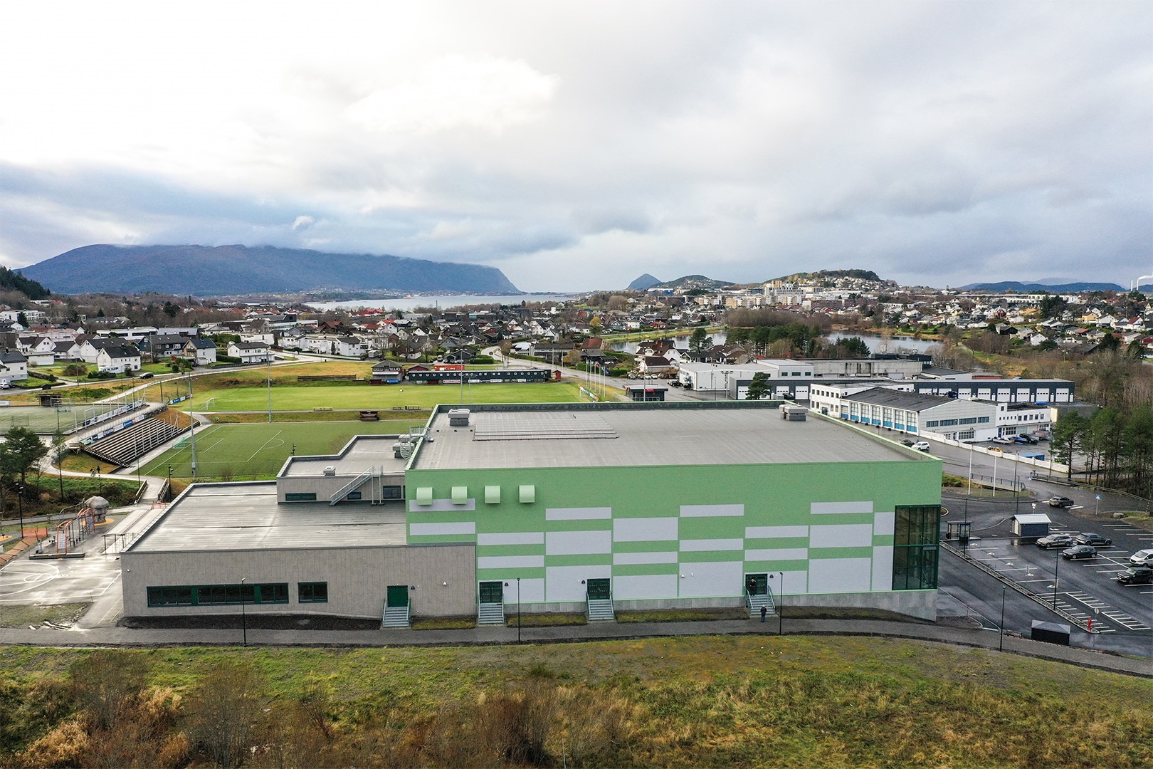 Spjelkavik Arena: modern sports facility featuring Ruukki sandwich ...